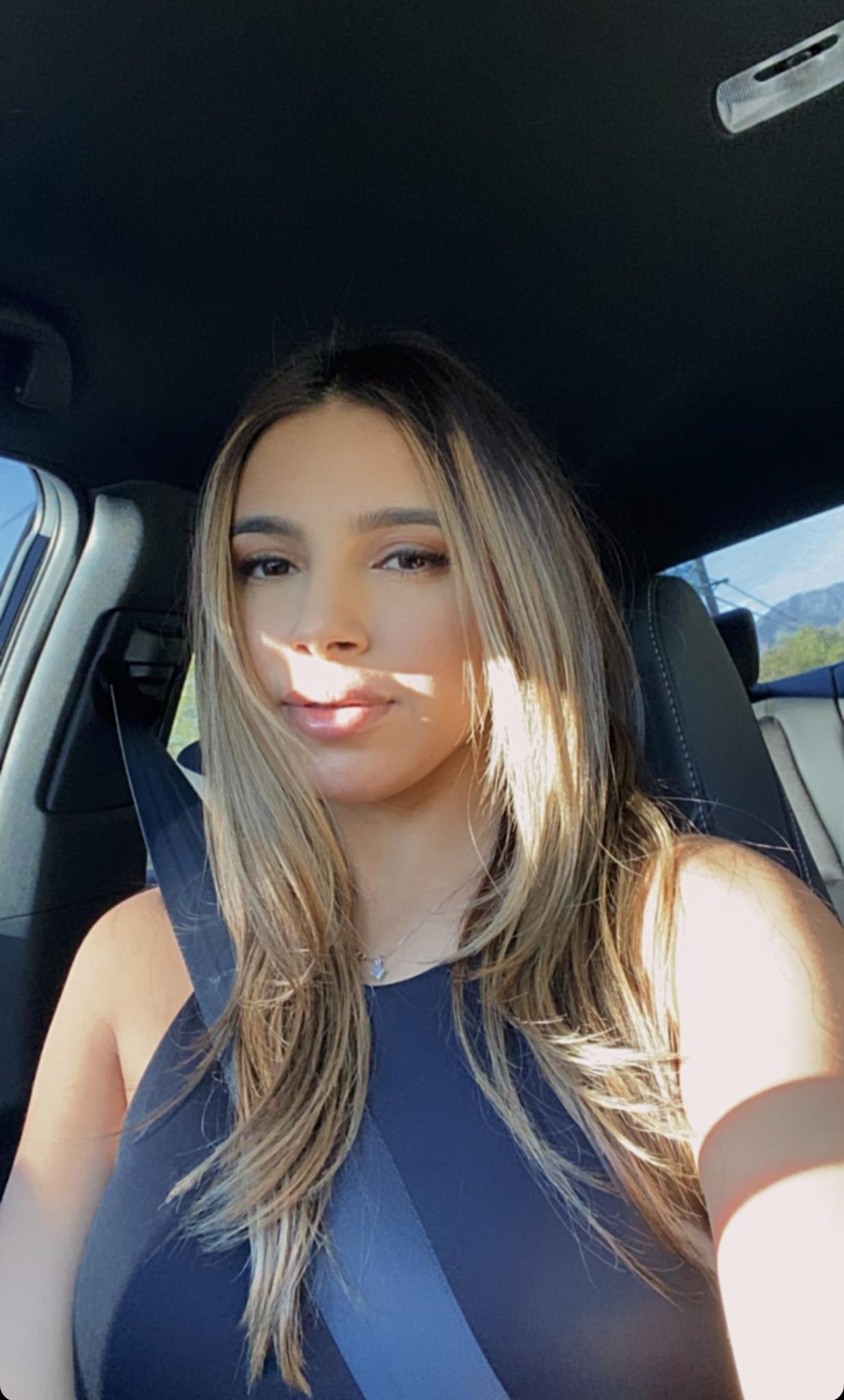 Hump Day 😊 | Scrolller