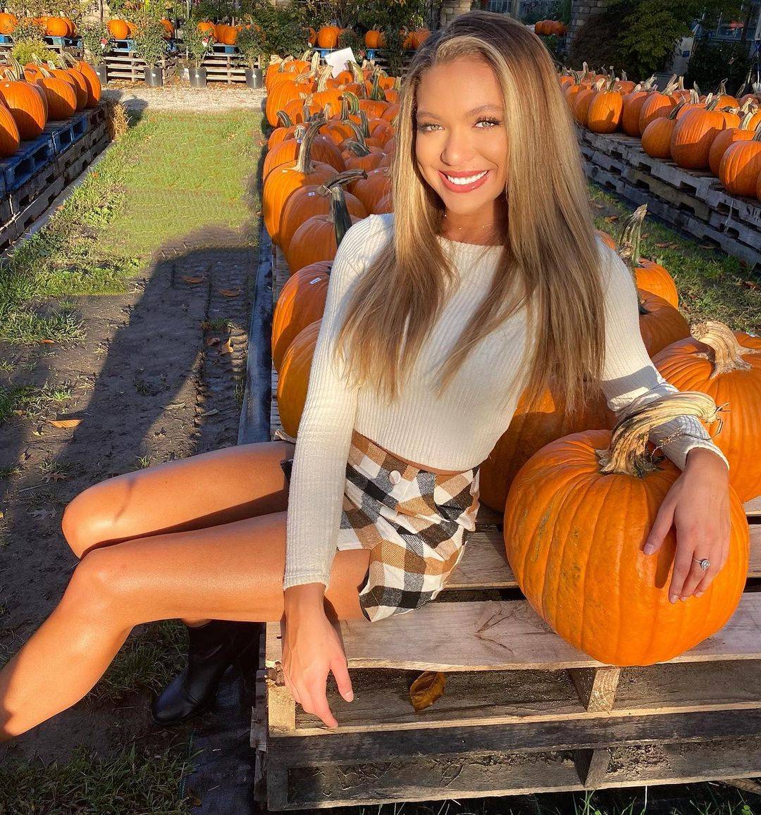 Hunting for Pumpkins | Scrolller