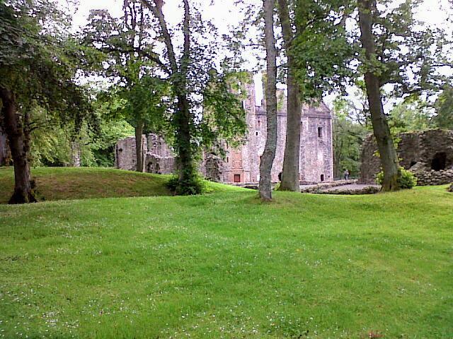 Huntly Castle | Scrolller