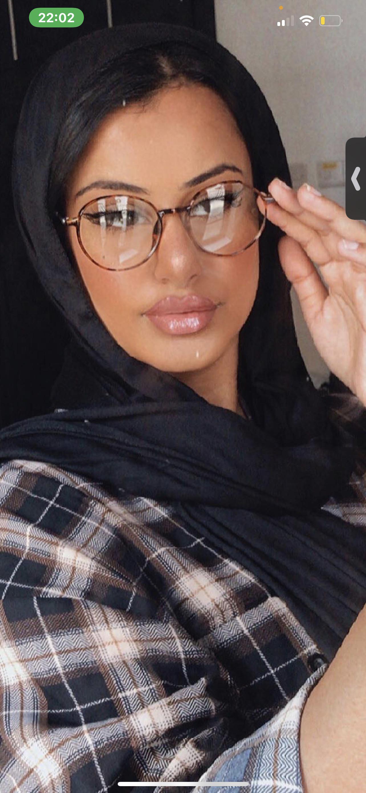 Hvleema anyone got anything | Scrolller