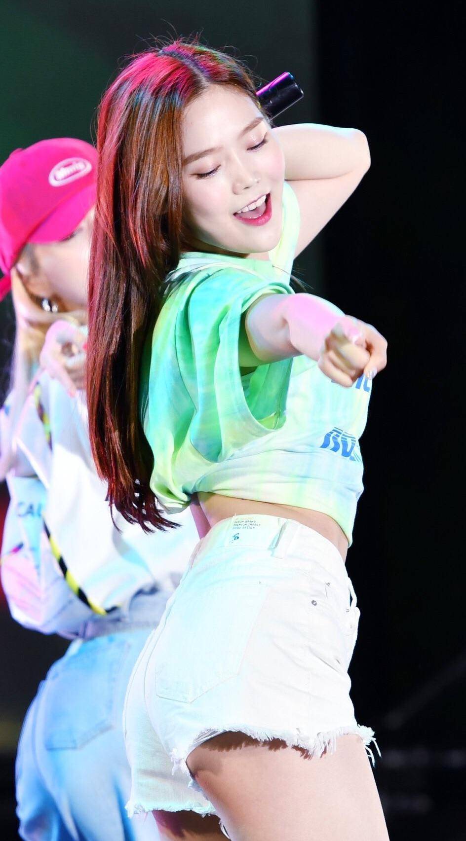 Hyojung - Oh my girl | Scrolller