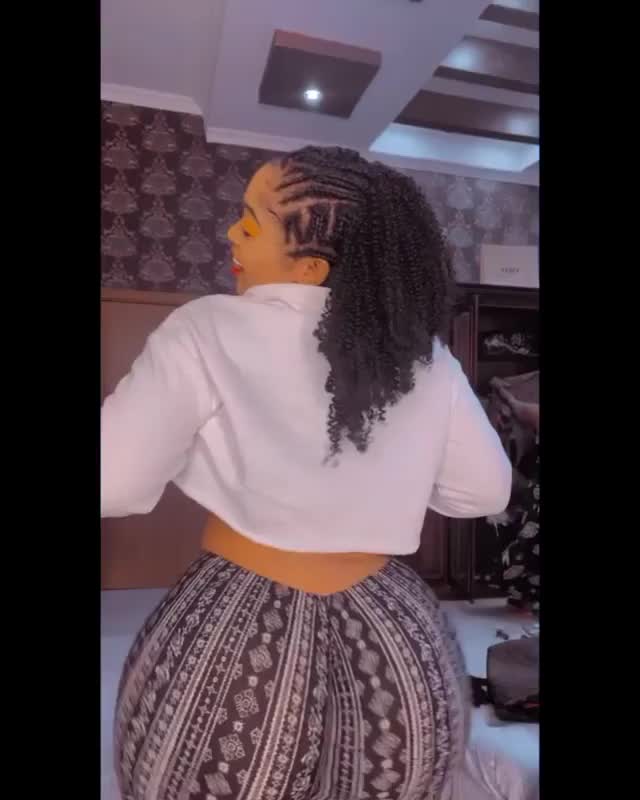 Discover more like SheGotAPhatty: Hypnotizing 😵🤤 and Related Content | Scrolller