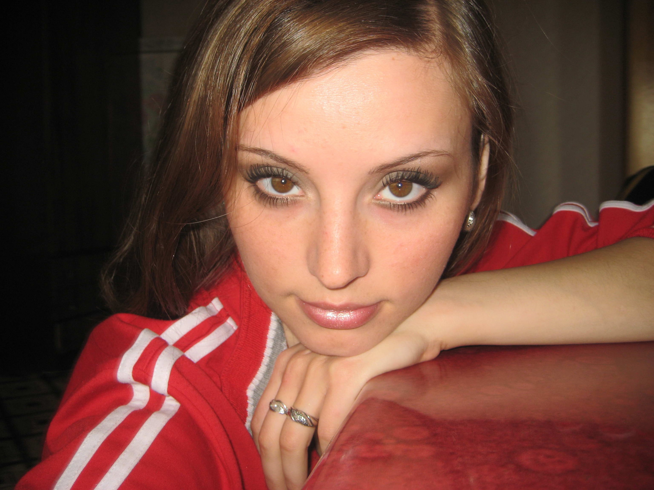 Hypnotizing eyes | Scrolller