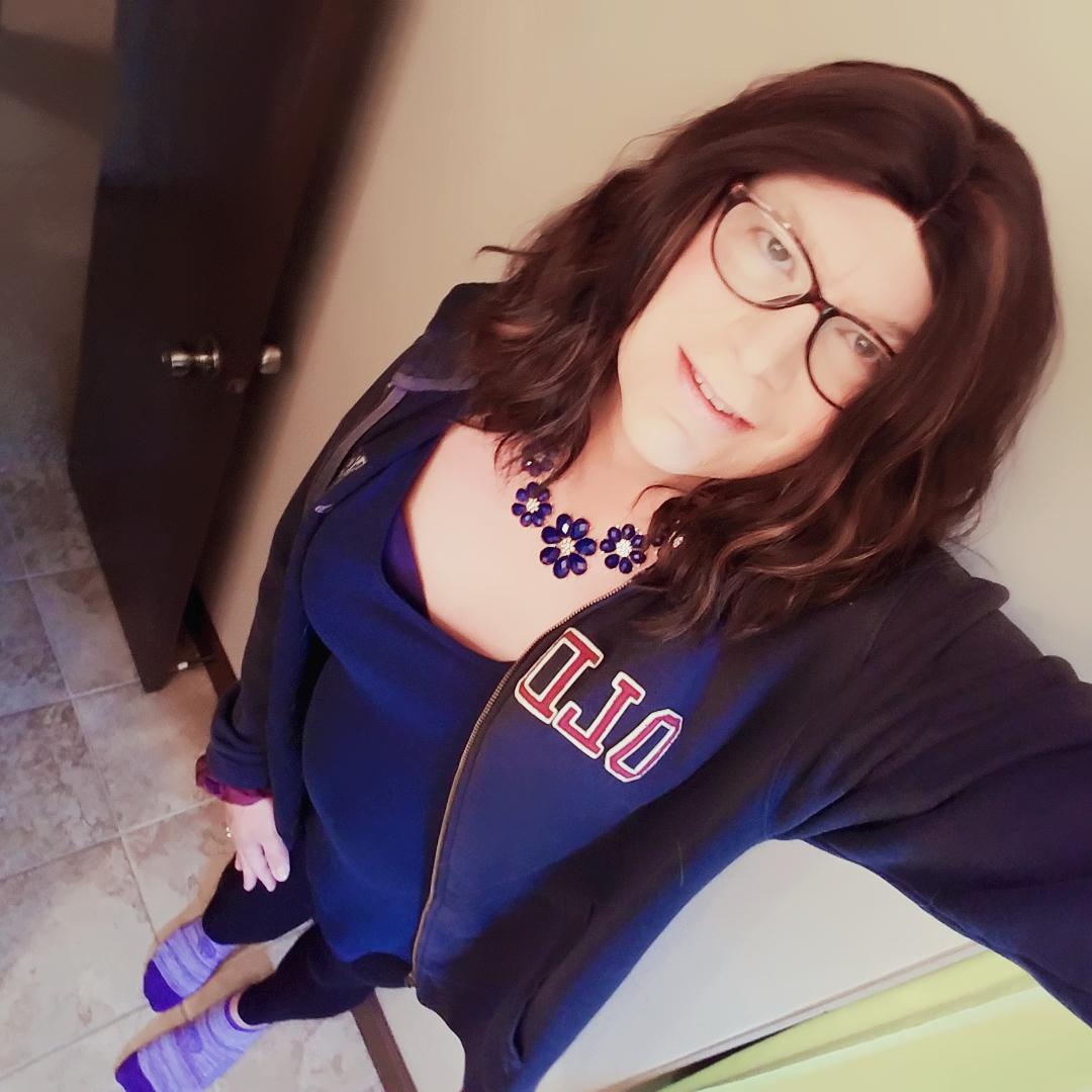 Borrowed my wife's hoody. It's only fair right? | Scrolller