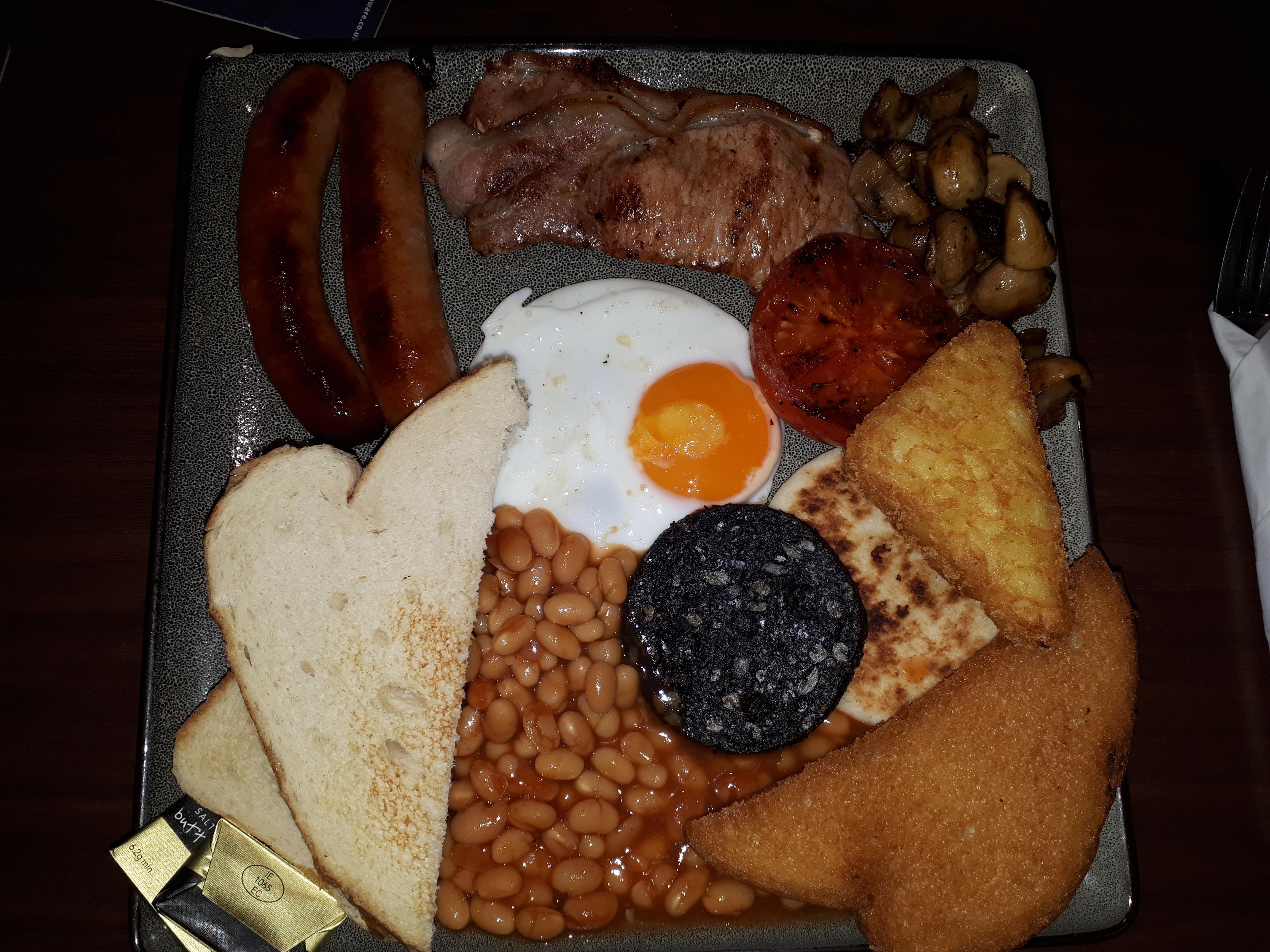 I can see the plate.... You should never see the plate | Scrolller