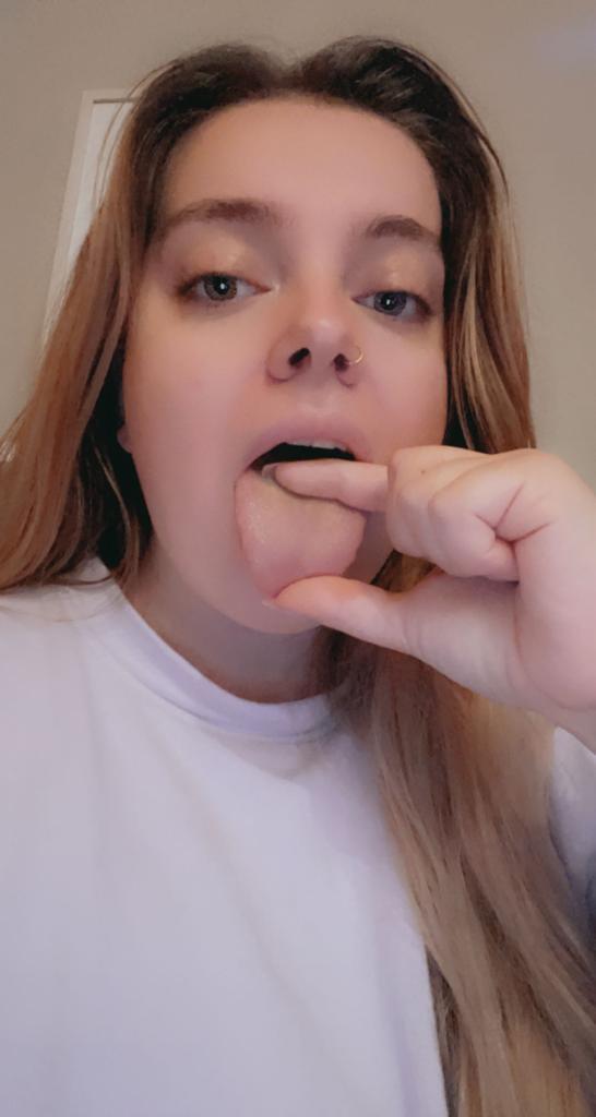 I Doubt My Tongue Will Even Feel Its Weight 🙄 Scrolller
