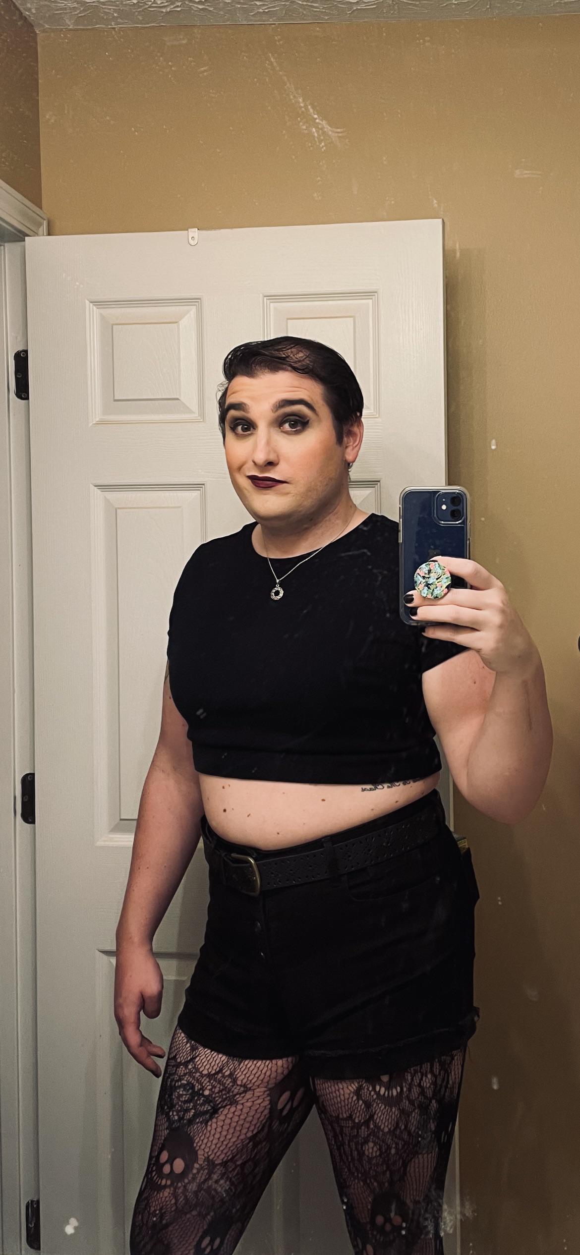 I feel confident tonight! | Scrolller