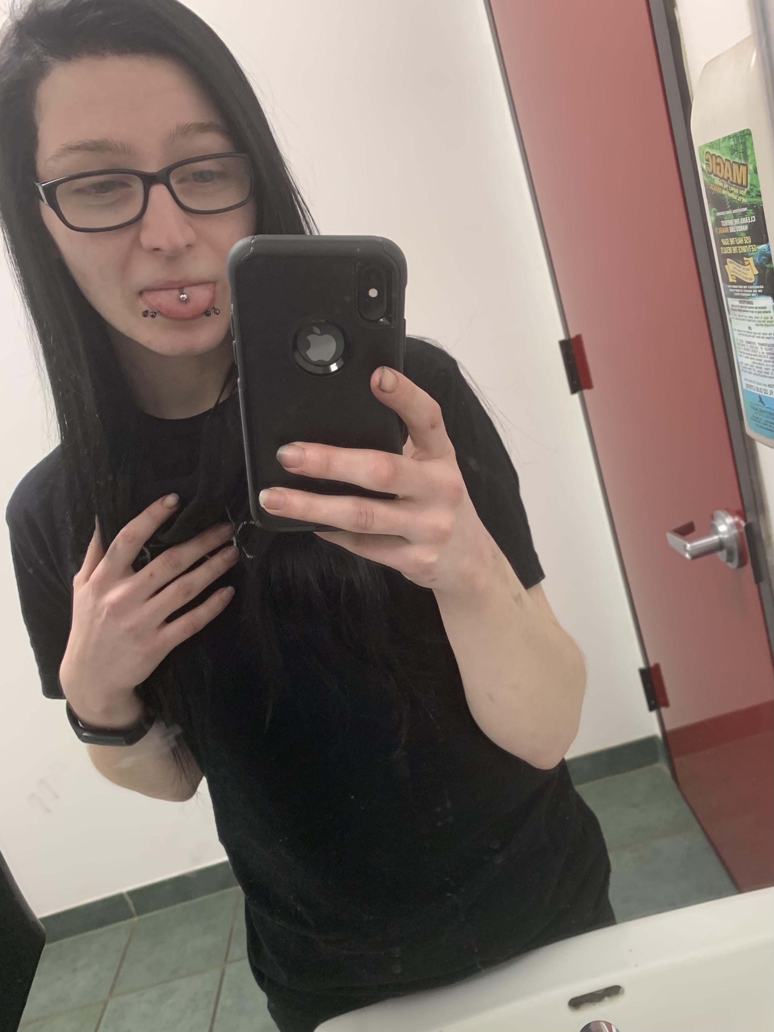 I Feel Cute Today ☺️ Scrolller