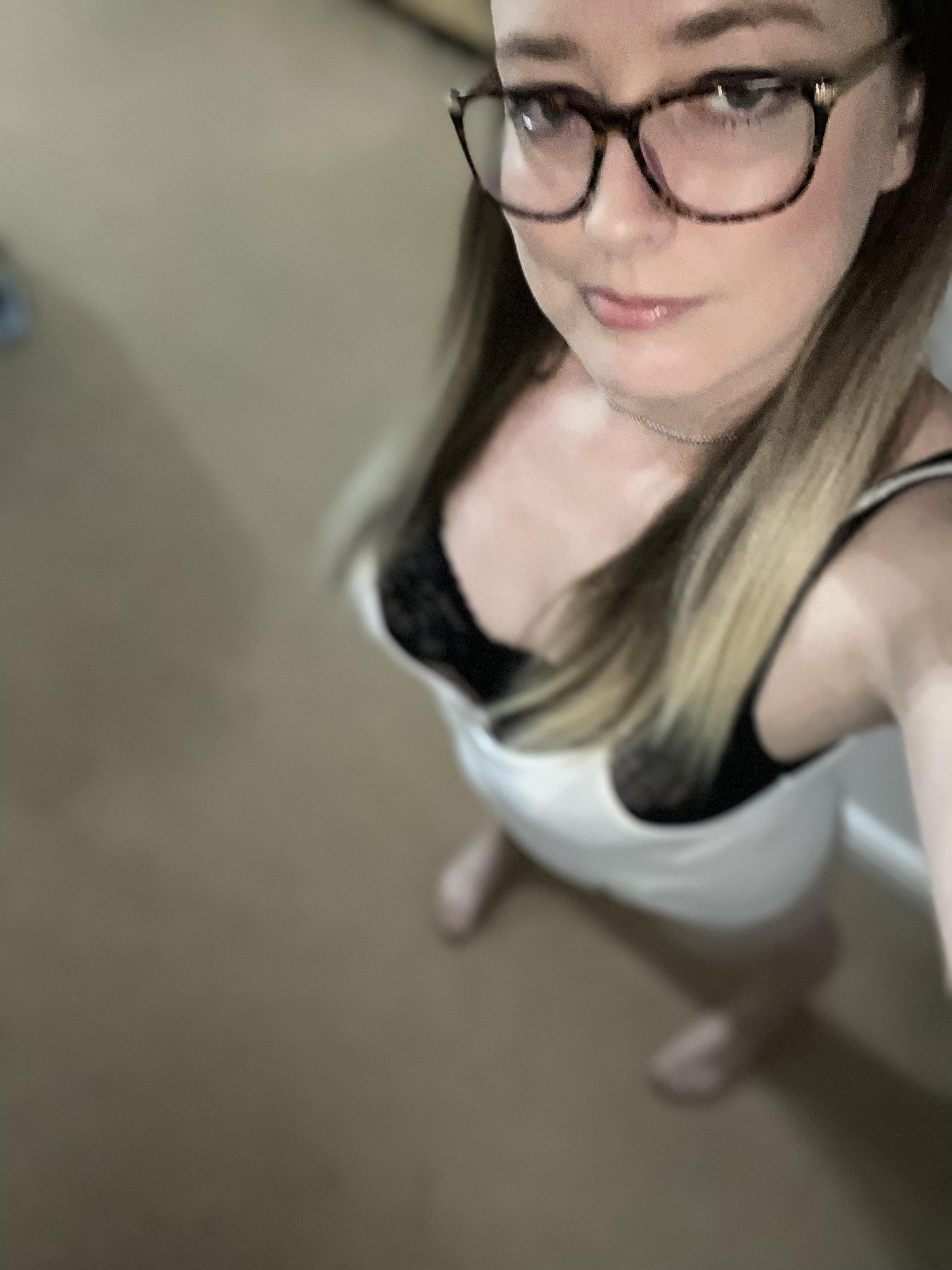 I feel like being naughty today 🌼 | Scrolller