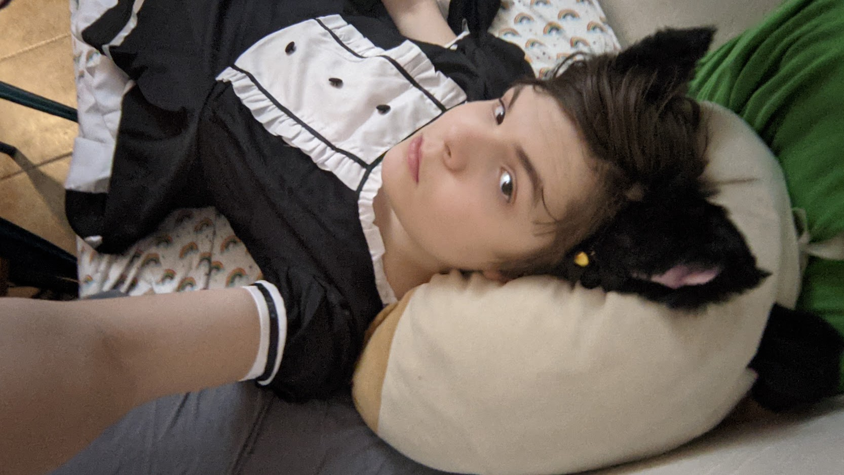 I got a maid dress and cat ears and eeeeee I've never felt so prettyyyyyy | Scrolller