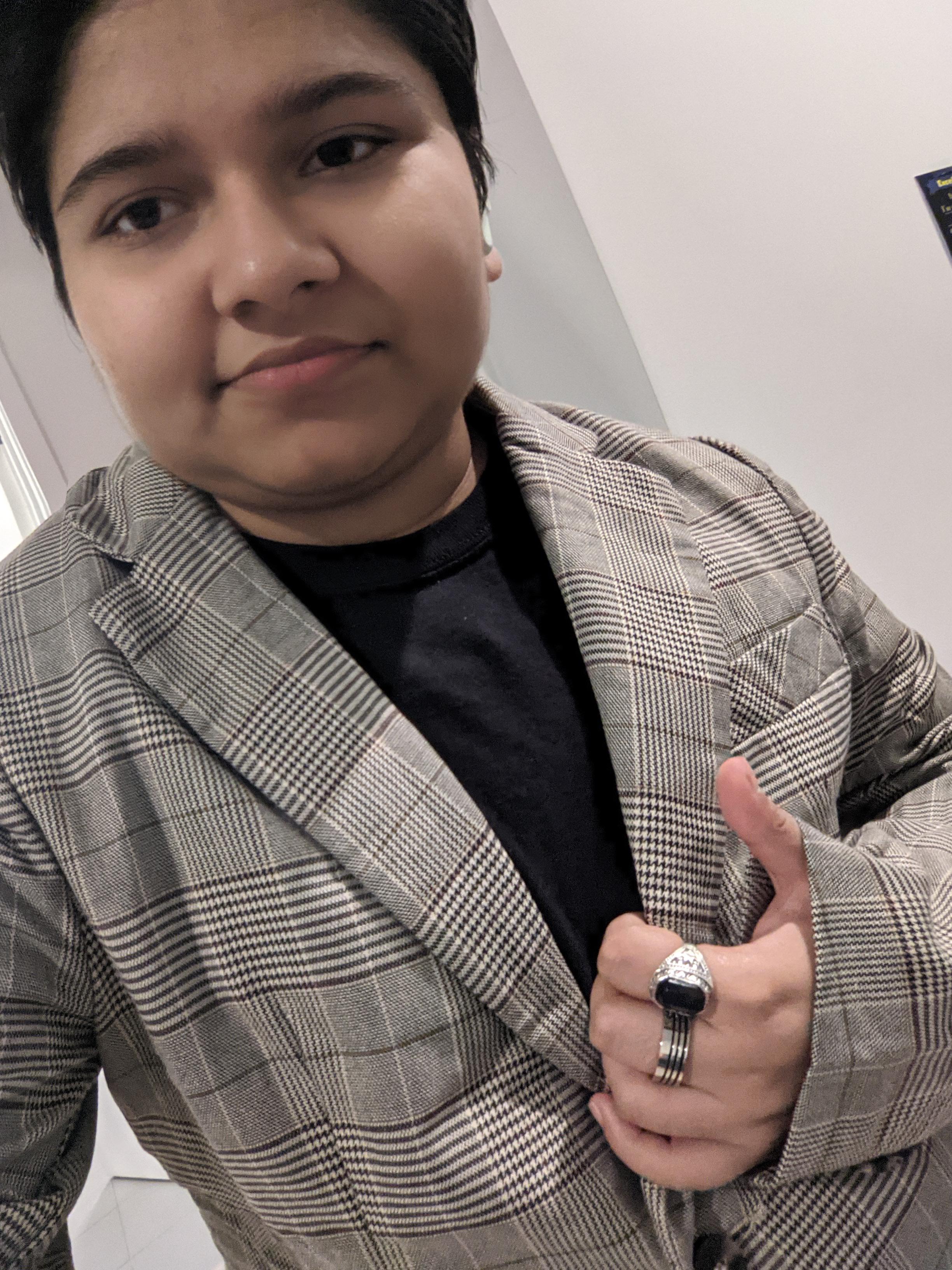 I got myself a blazer. Do I kinda pass? Age? | Scrolller