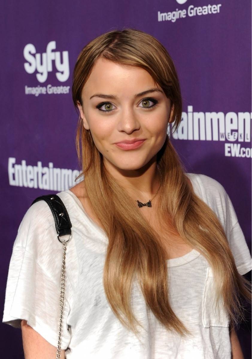 I guess we're going to see less of Jordan now that Eureka was cancelled. | Scrolller