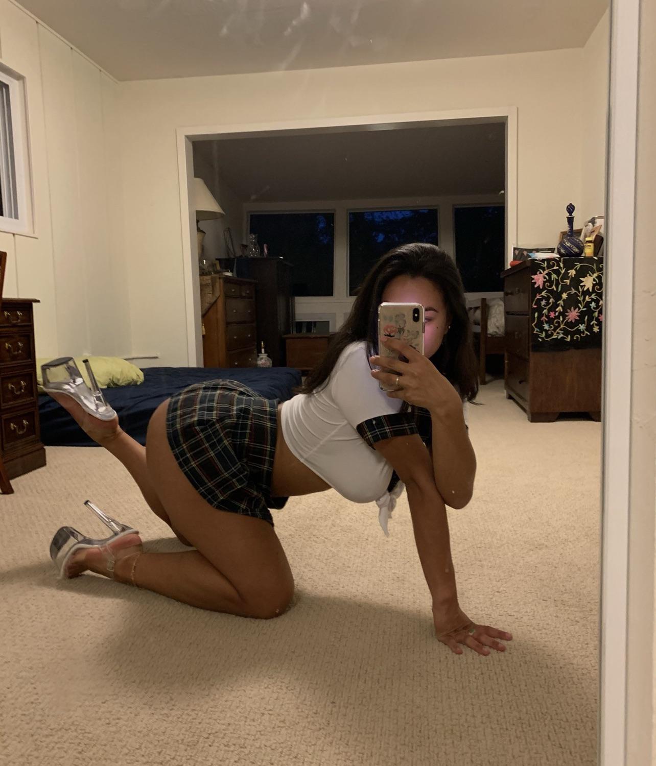 Easy access | Scrolller