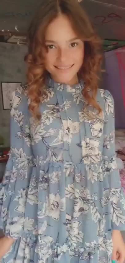 I Like This Girl Scrolller