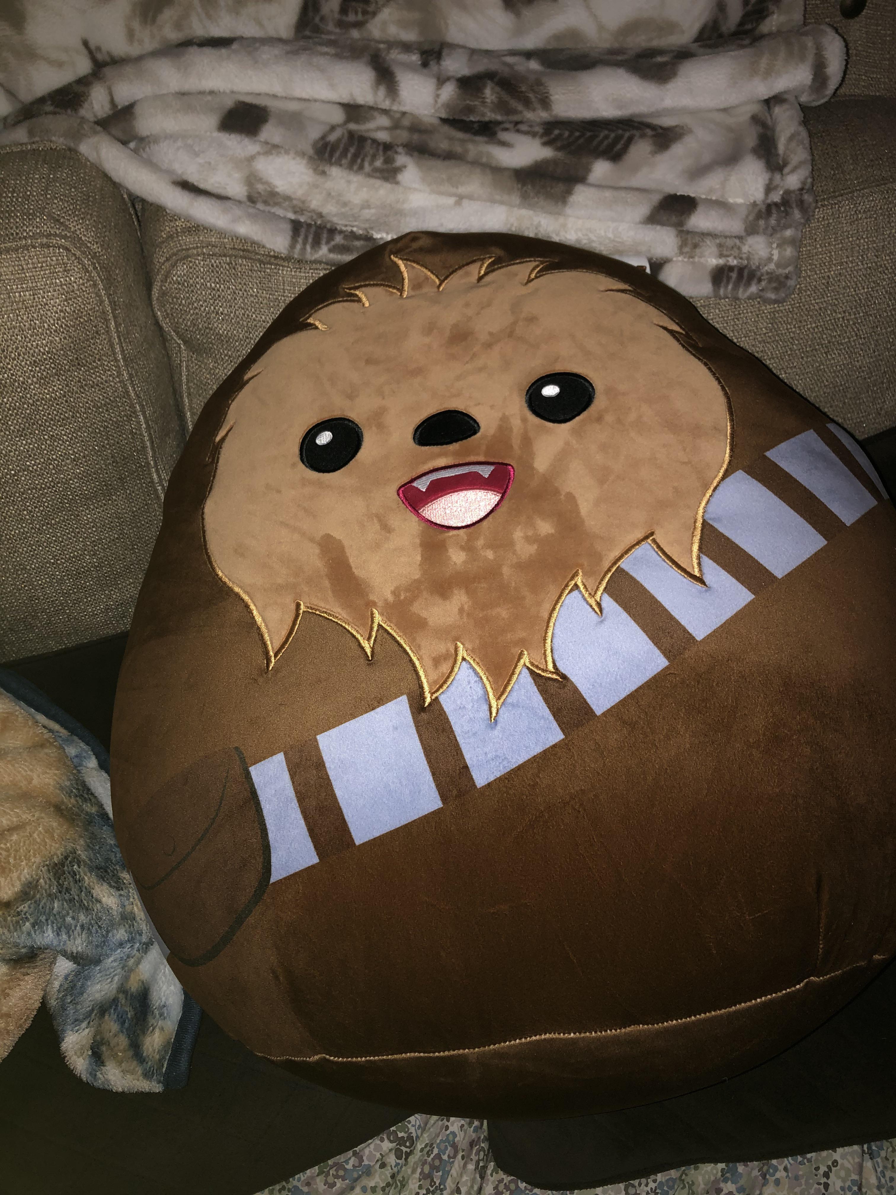 i jus got a giant chewbacca stuffie! | Scrolller