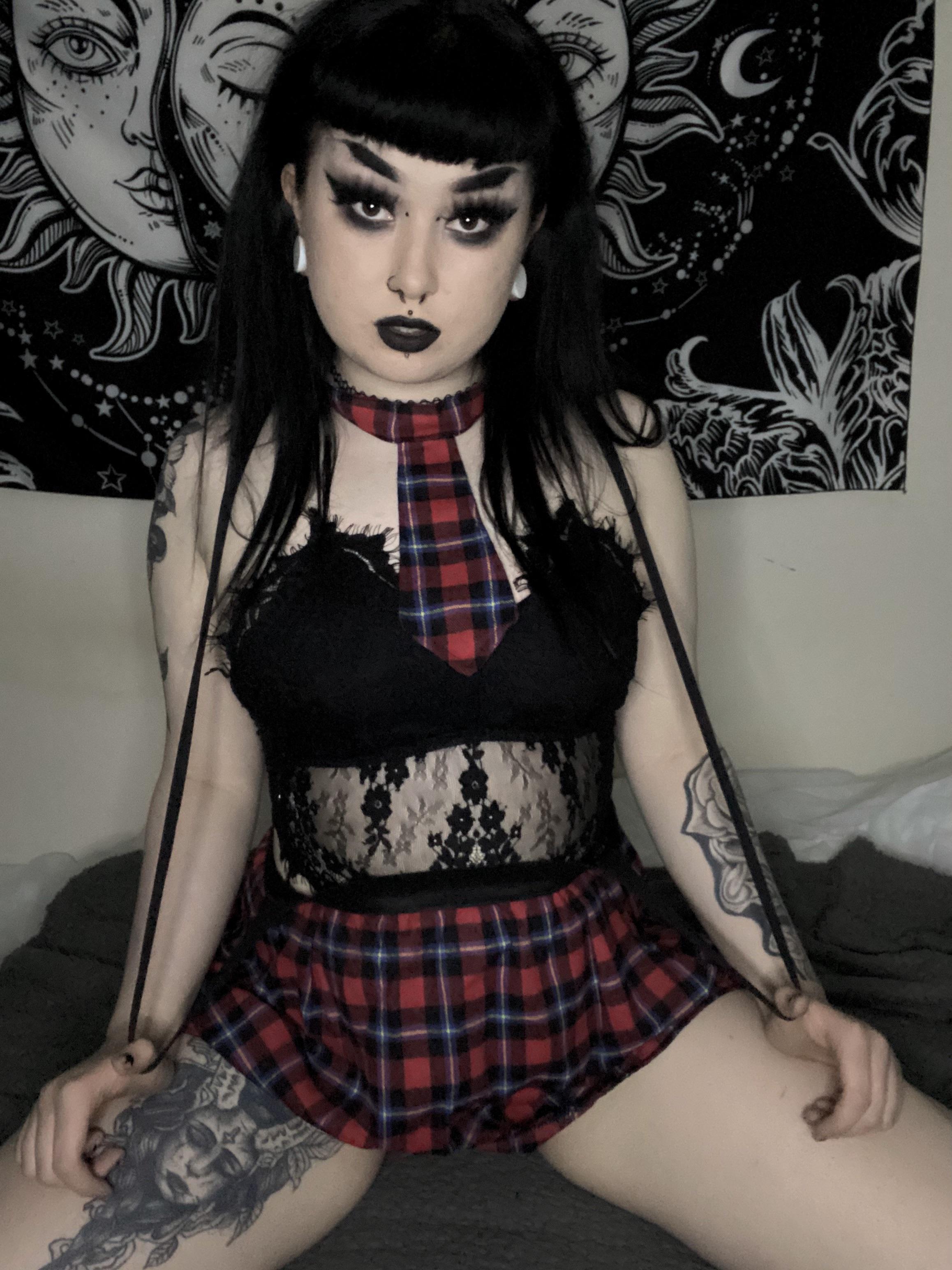I Just Took So Many Got Pictures Do You Wanna See More Scrolller 3988