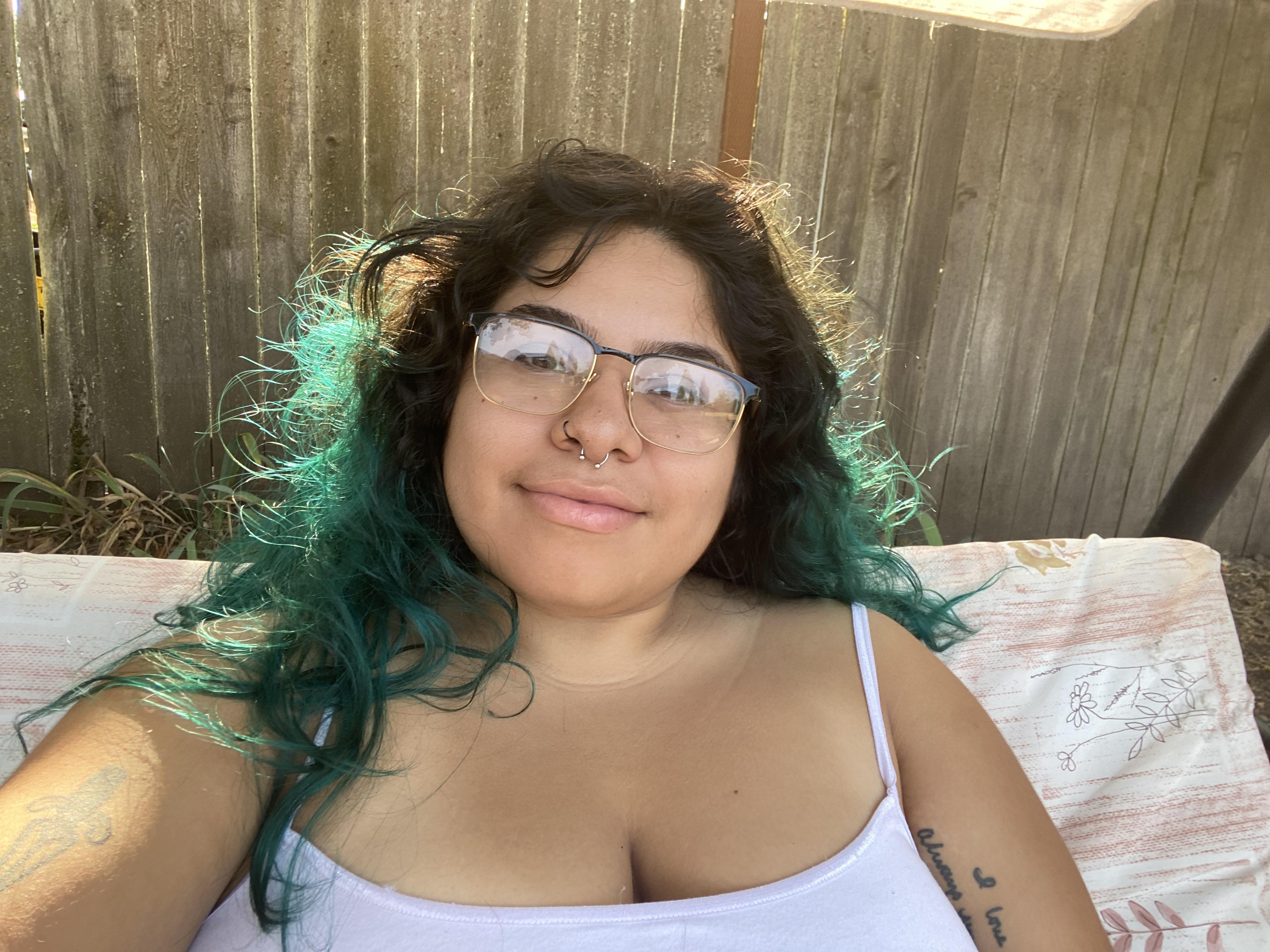 I like the sun behind me 🌞 | Scrolller