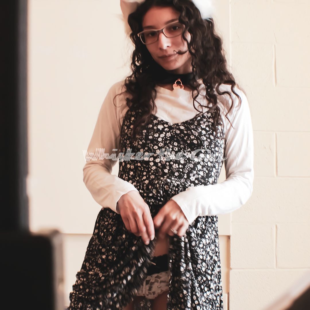 Just a little tease | Scrolller