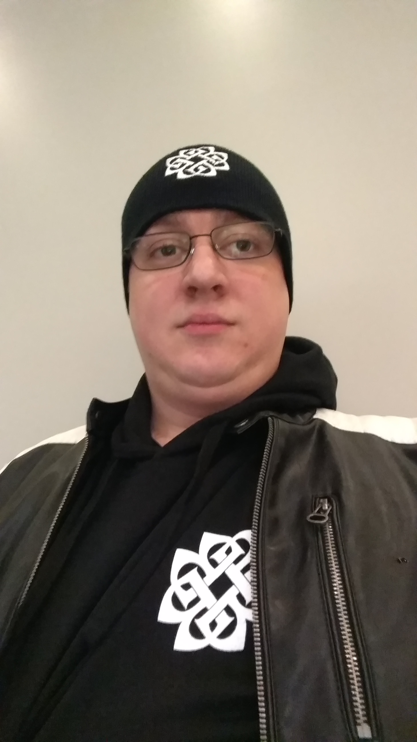 I look like a troll and I've spent over $100 at this concert. But fuck ... I look like a troll and I've spent over $100 at this concert. But fuck ...