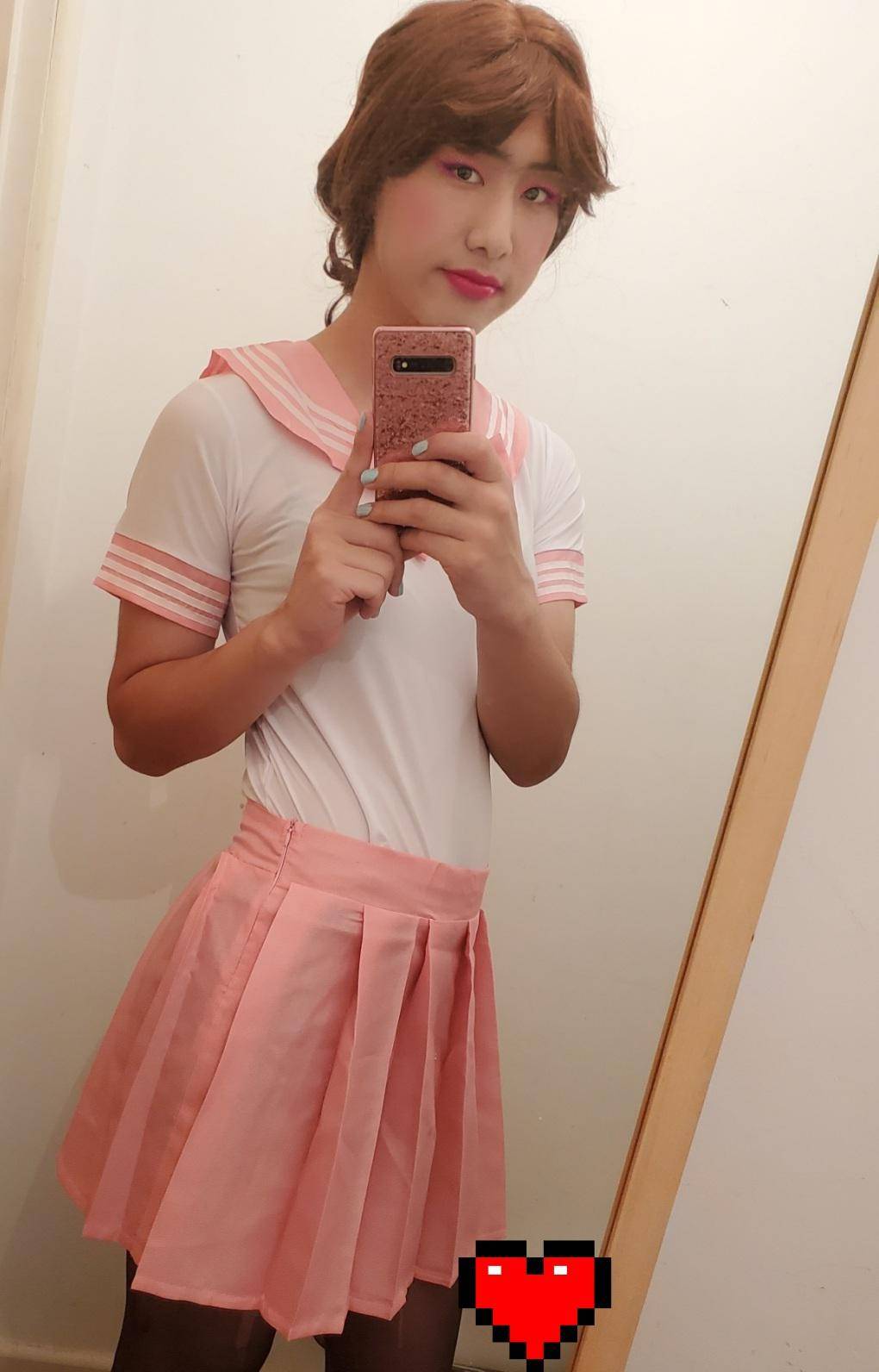 New Uniform | Scrolller