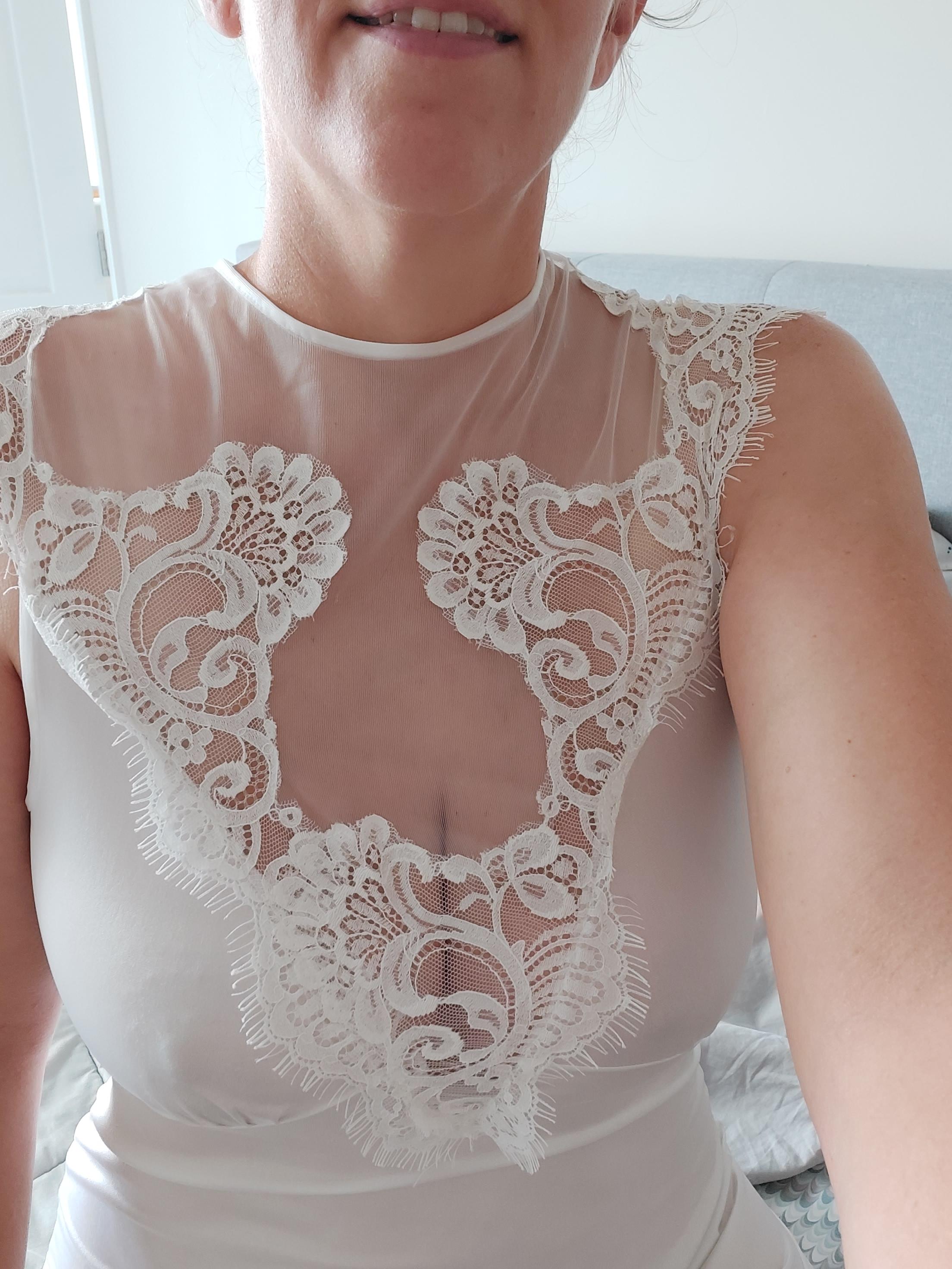 I love the lace on this vintage nightgown | Scrolller