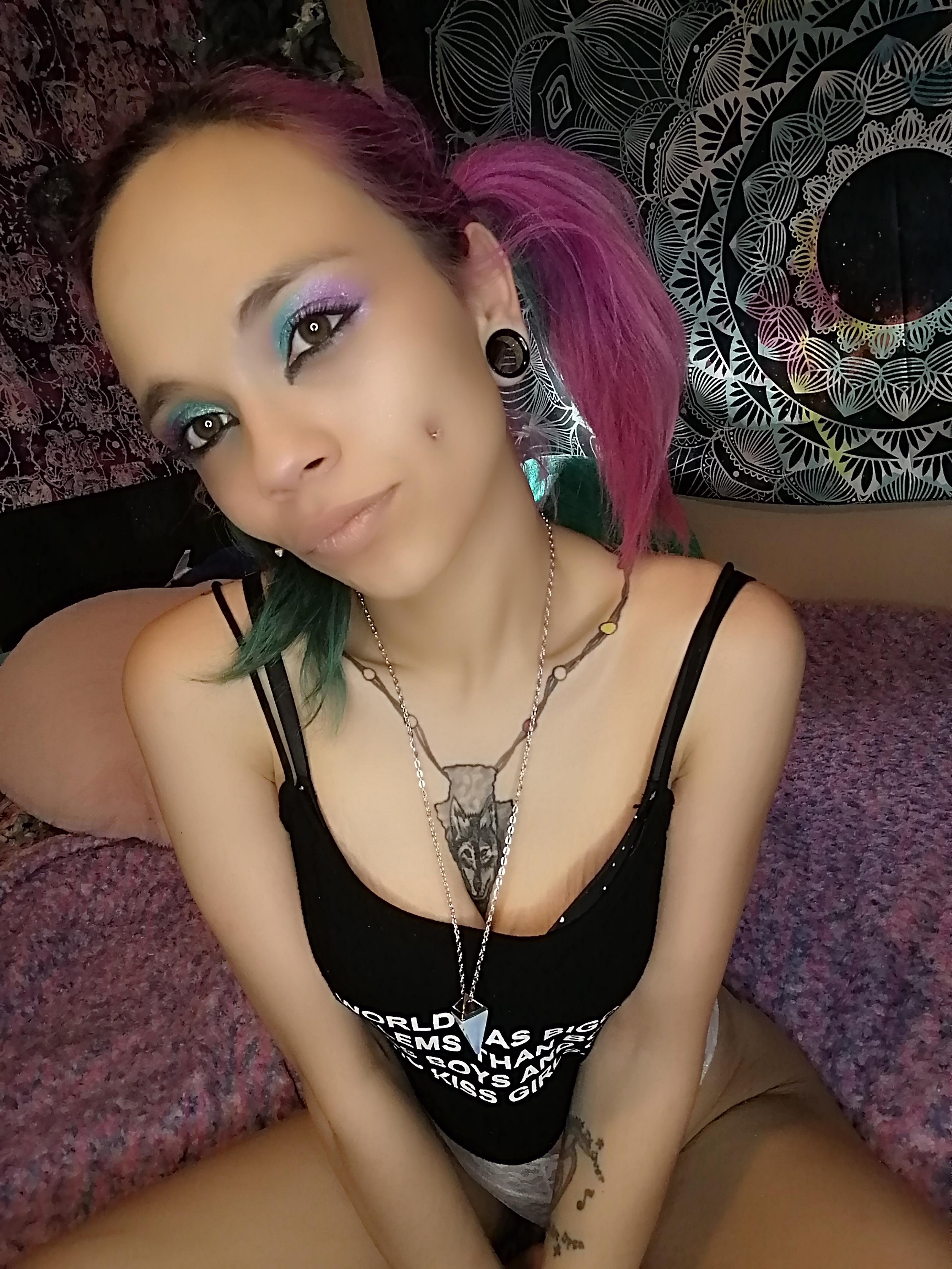 I Love This Eyeliner 🖤 | Scrolller