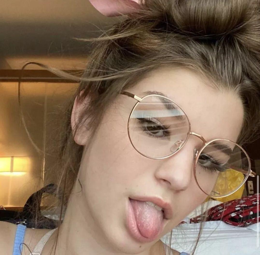 I’m a girl and i can rp as brook for you | Scrolller