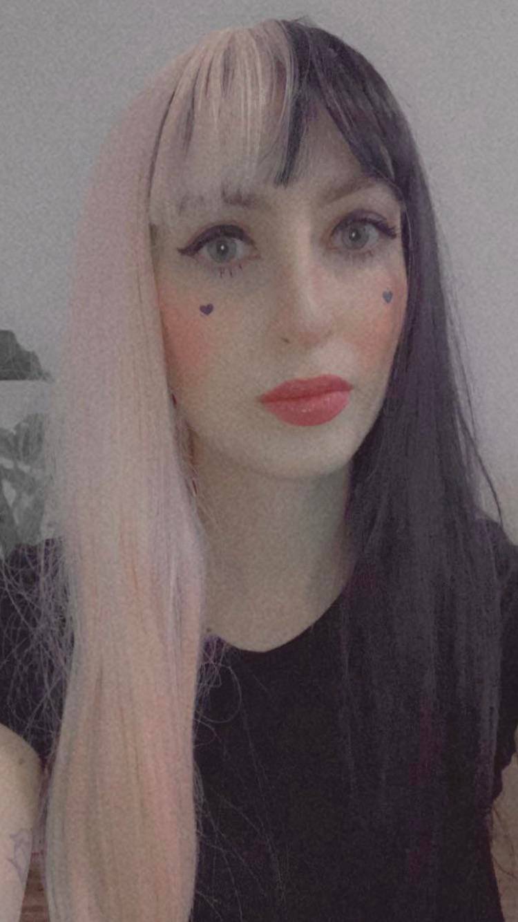 Goth Slut Here Scrolller