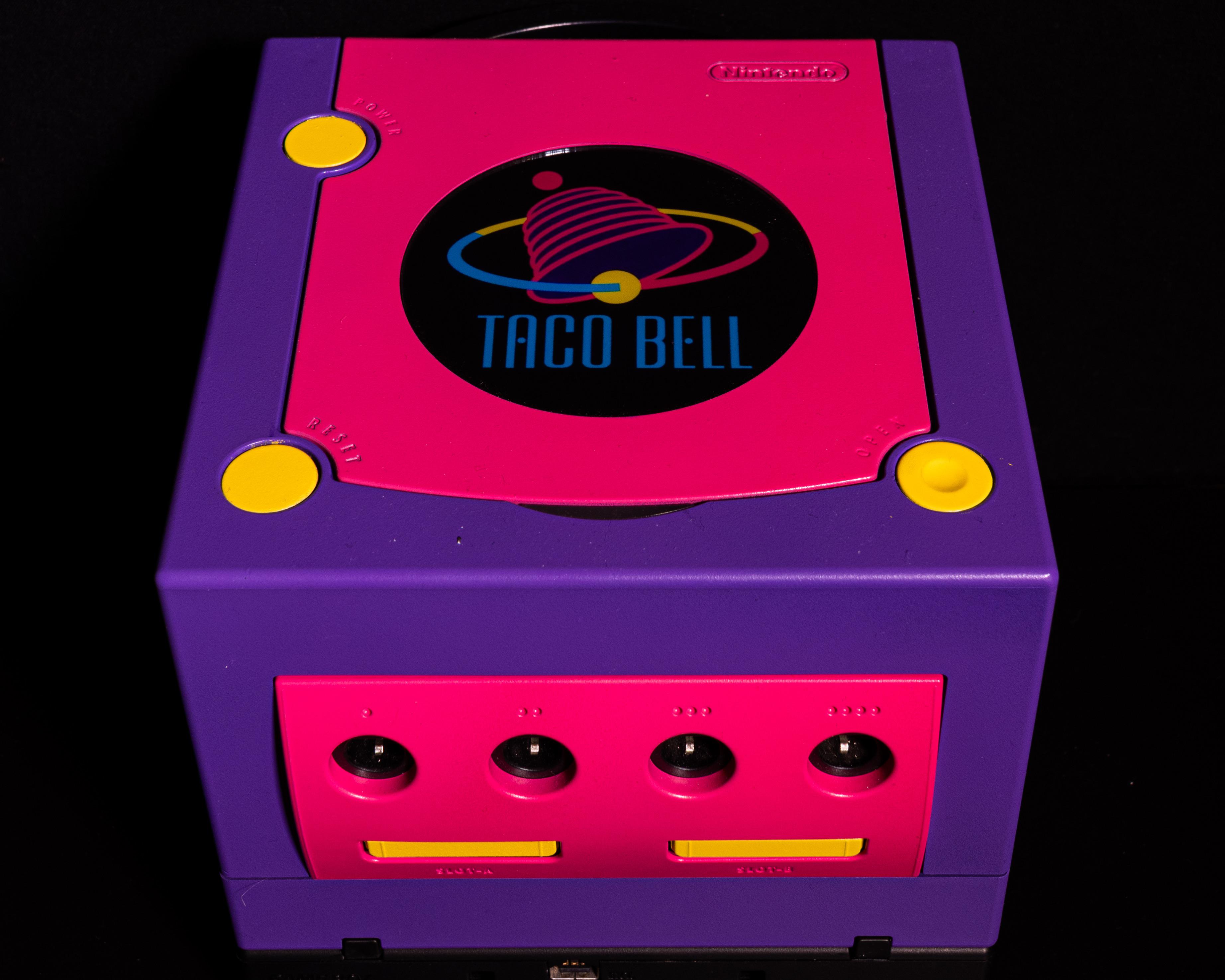 I made a Taco Bell themed GameCube | Scrolller