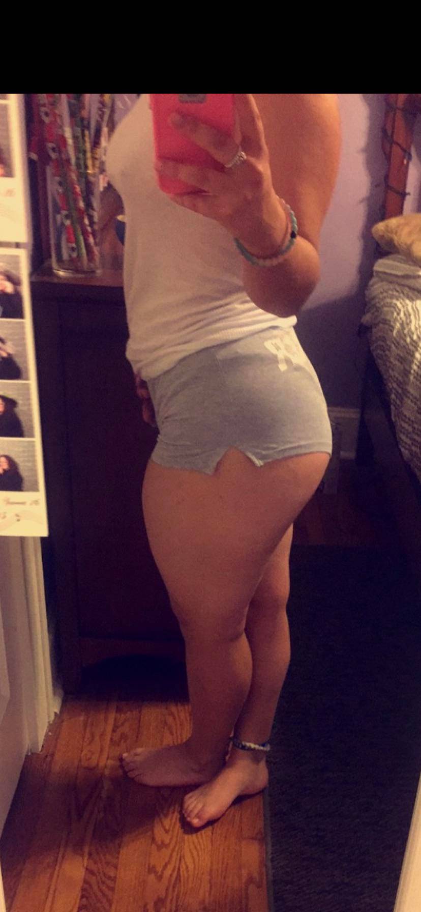 pls lick me up | Scrolller