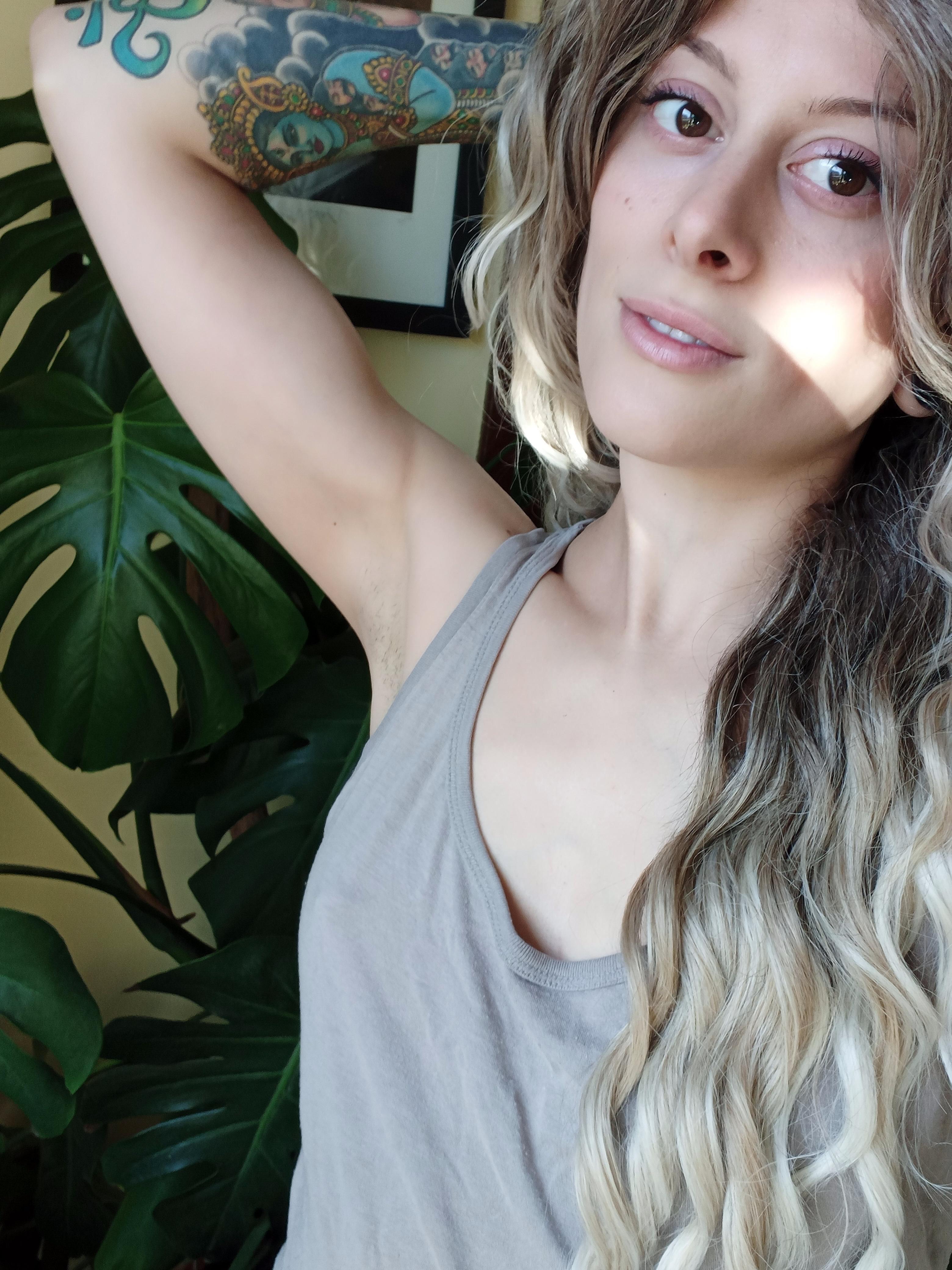 I smell like pheromones and cedarwood | Scrolller