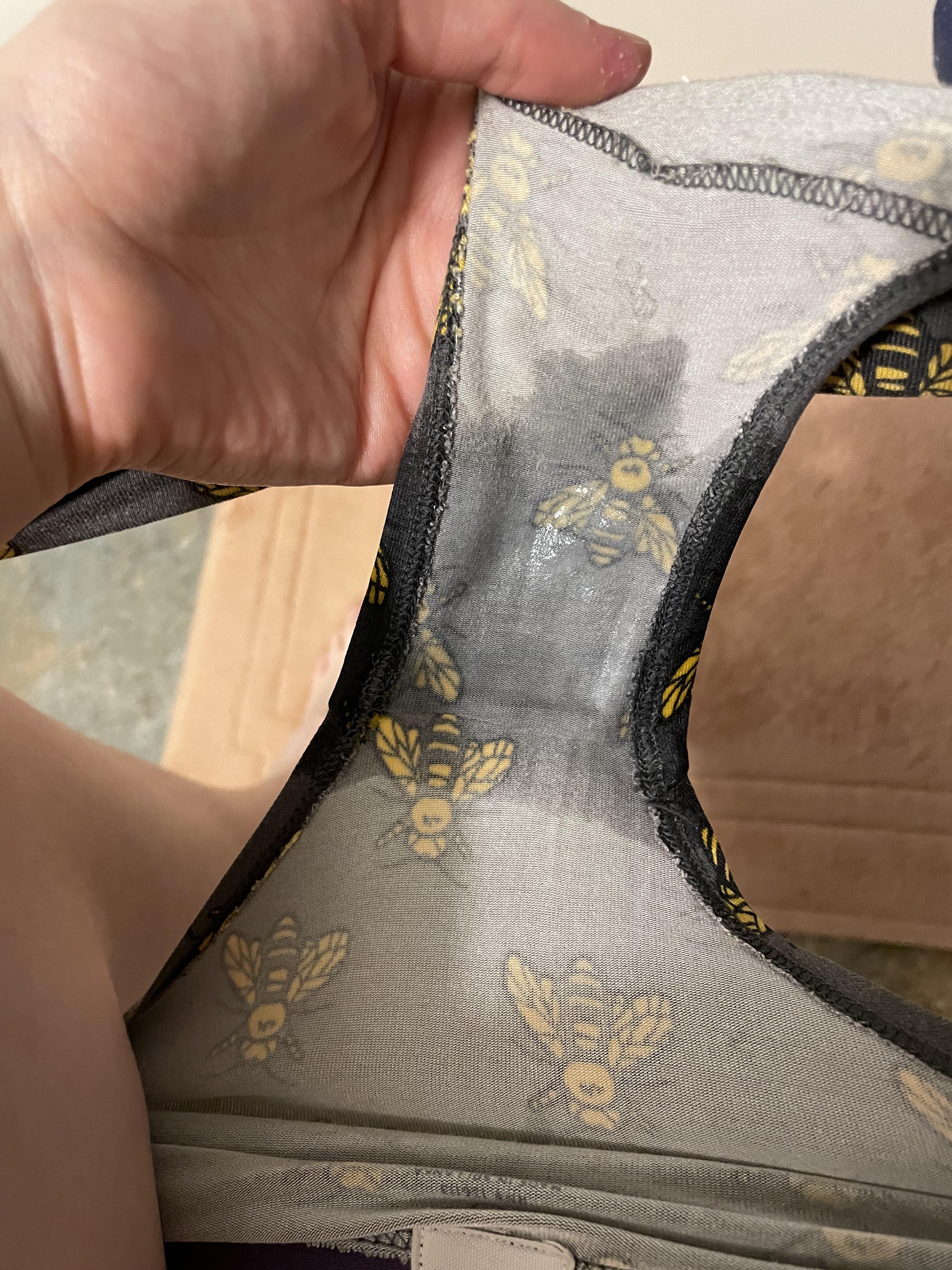 I squirted and came in my little bumble bee undies today😋 | Scrolller