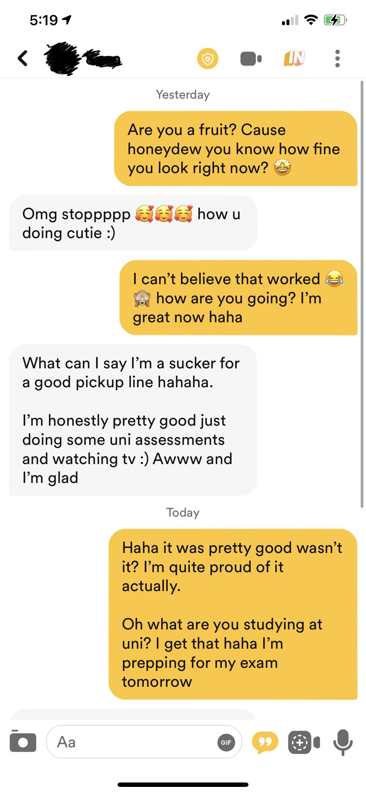 I still can’t believe this shitty pick up line worked. Why is talking to women to hard? | Scrolller