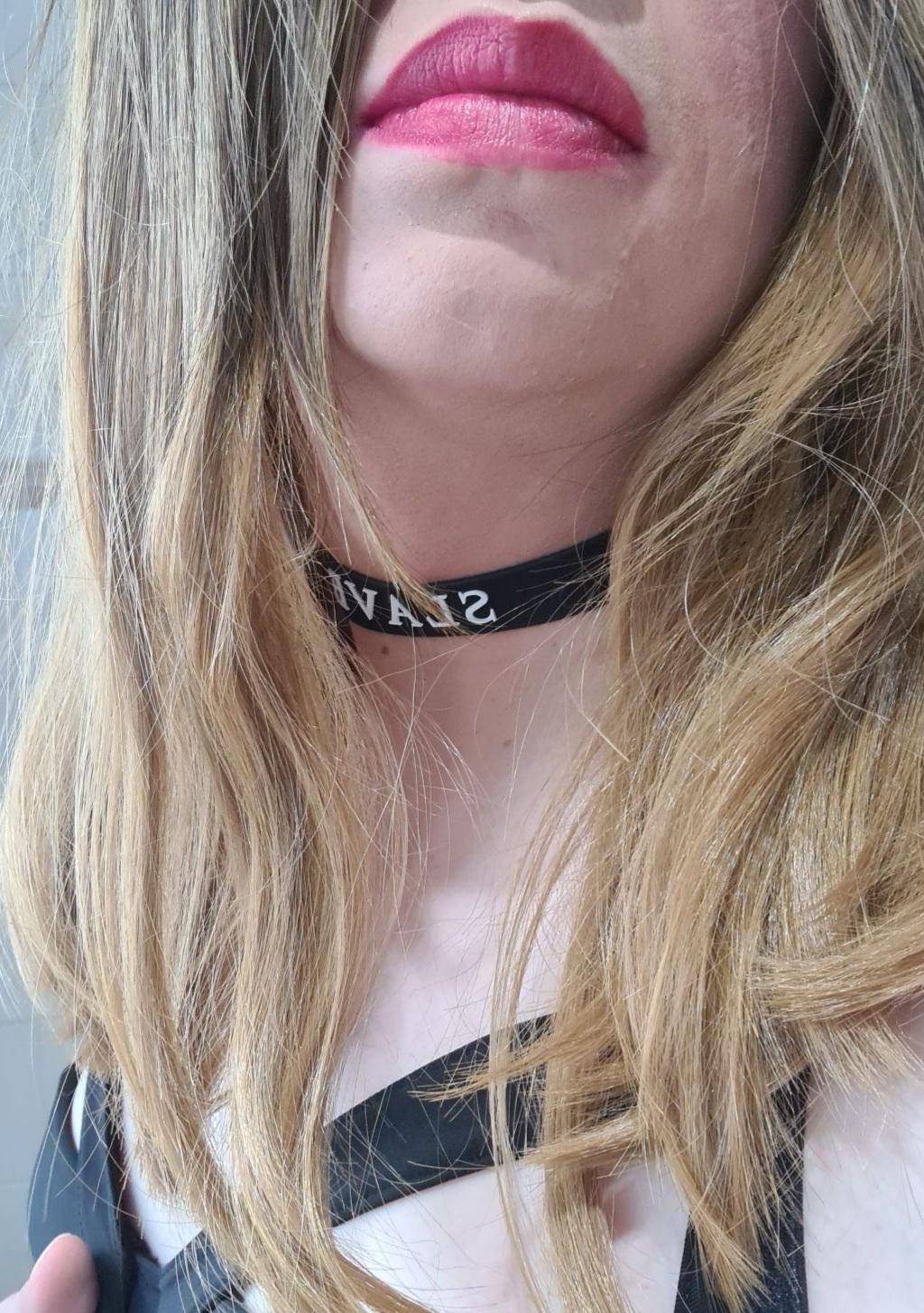 I swallow. | Scrolller