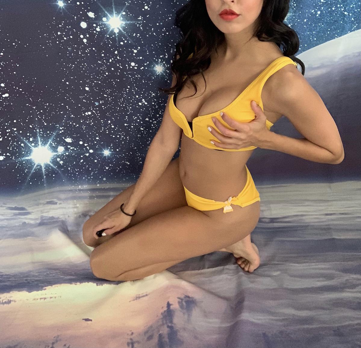 Skinny everything except my 🥥 | Scrolller