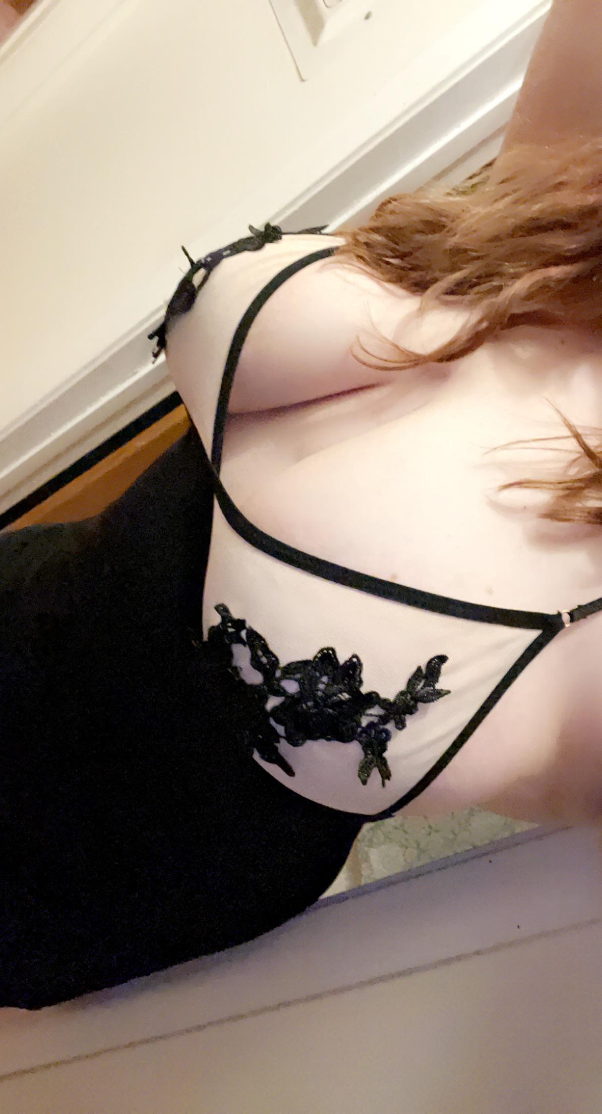 I’ve heard they’re large 😉 (24f) | Scrolller