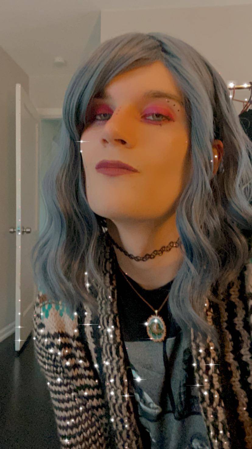 I wanna makeout | Scrolller