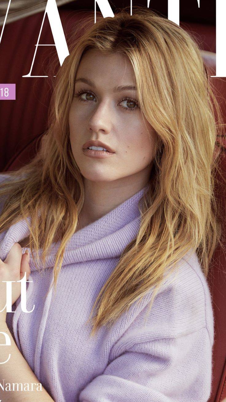 I want to see her in a blowbang so bad | Scrolller