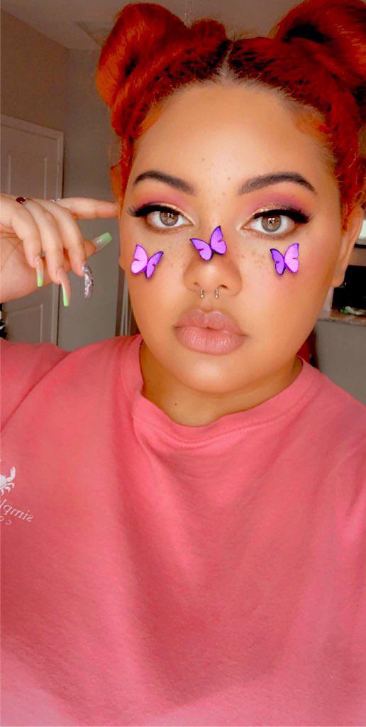 I want to stare into your soul | Scrolller