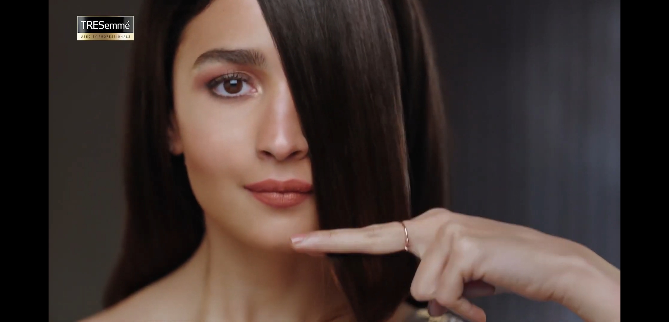 I want you to choose 3 of your favourite actress. And discuss who's lips would taste like what ...