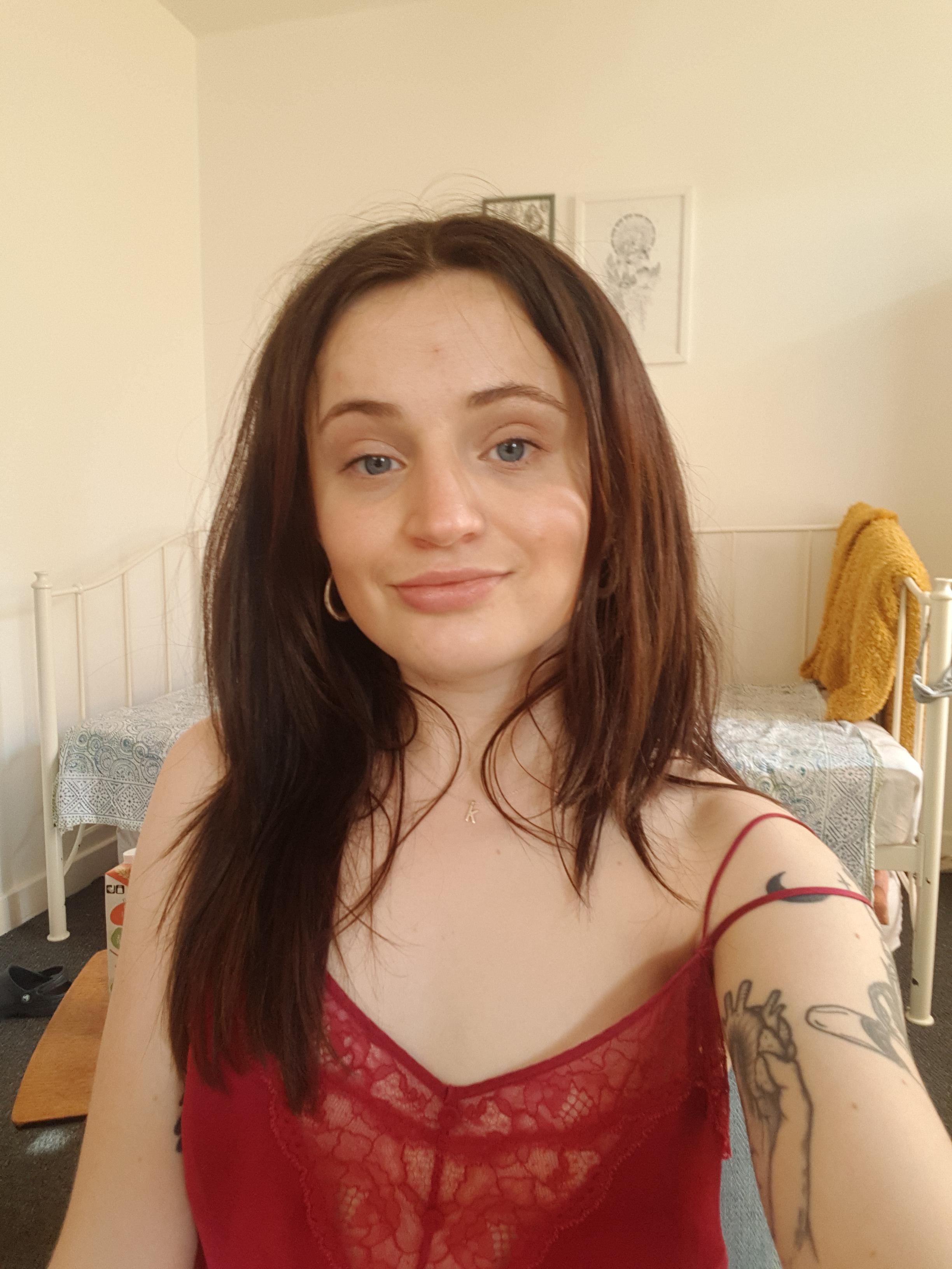 I was feeling the lighting today over in my corner of the UK (over 18) | Scrolller