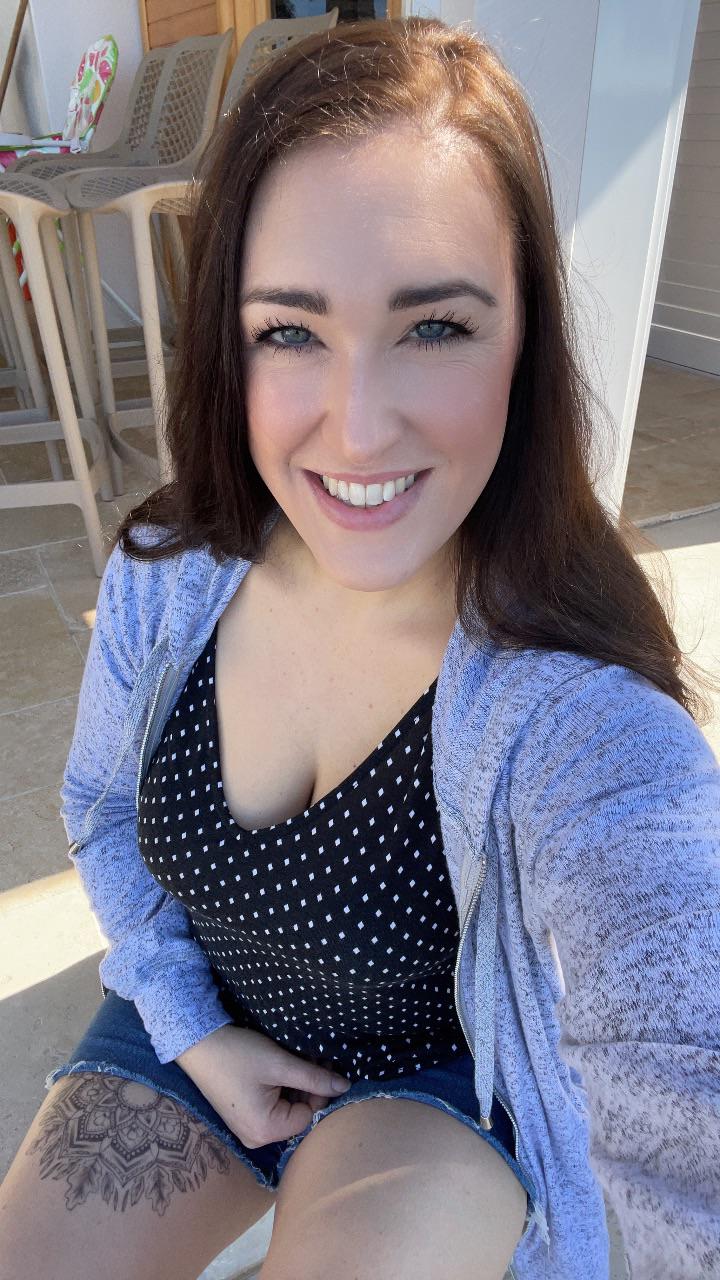 I was wondering why the frisbee kept getting bigger and bigger, then it hit me. | Scrolller