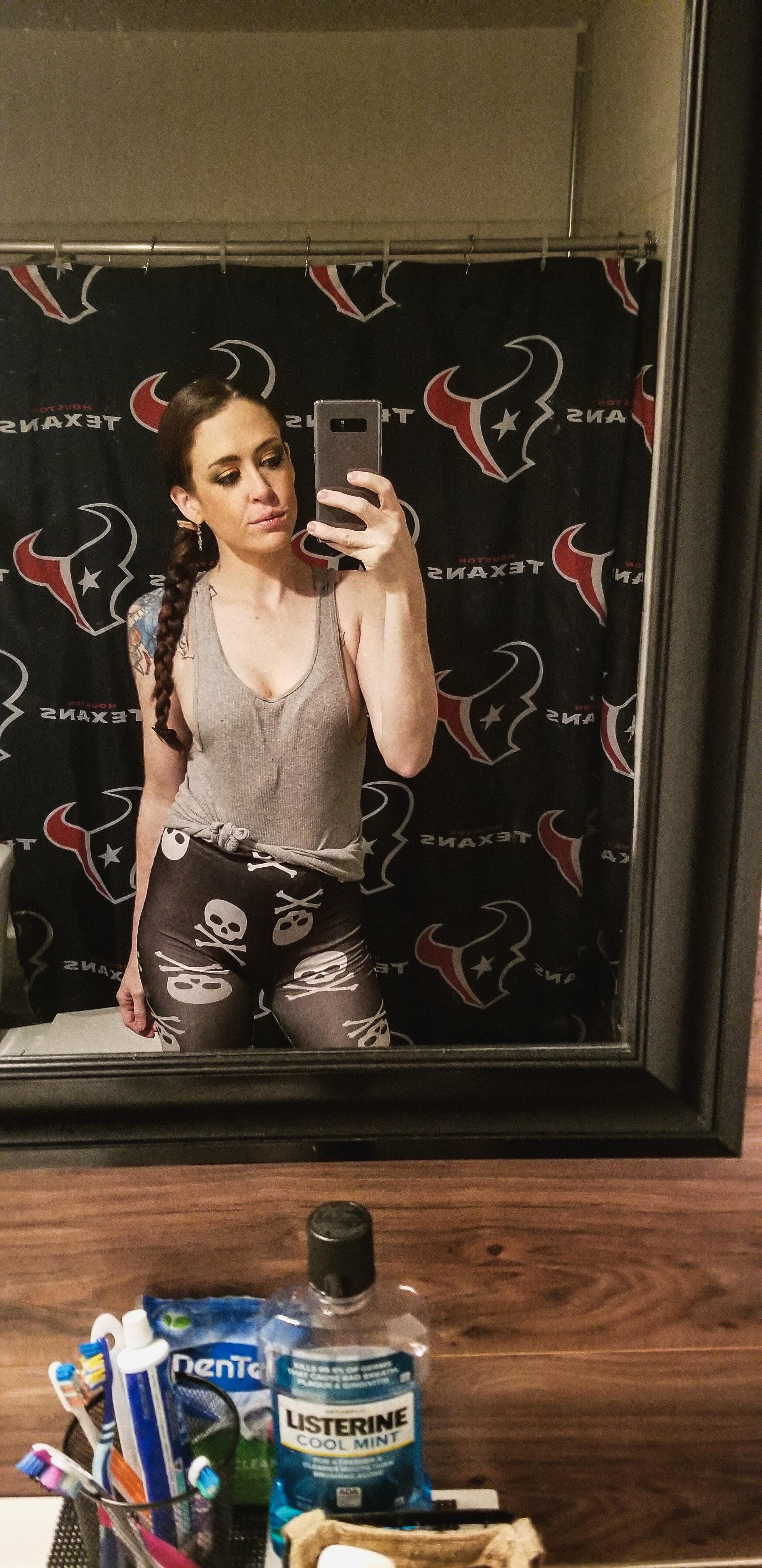 I wear my boyfriend's undershirts as tank tops lol | Scrolller