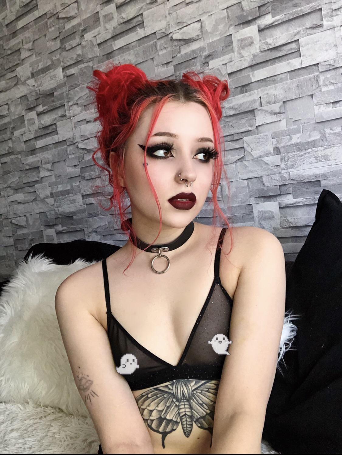 I Wish I Could Give Head To All Of You That Like My Posts You All Deserve It🖤 Scrolller