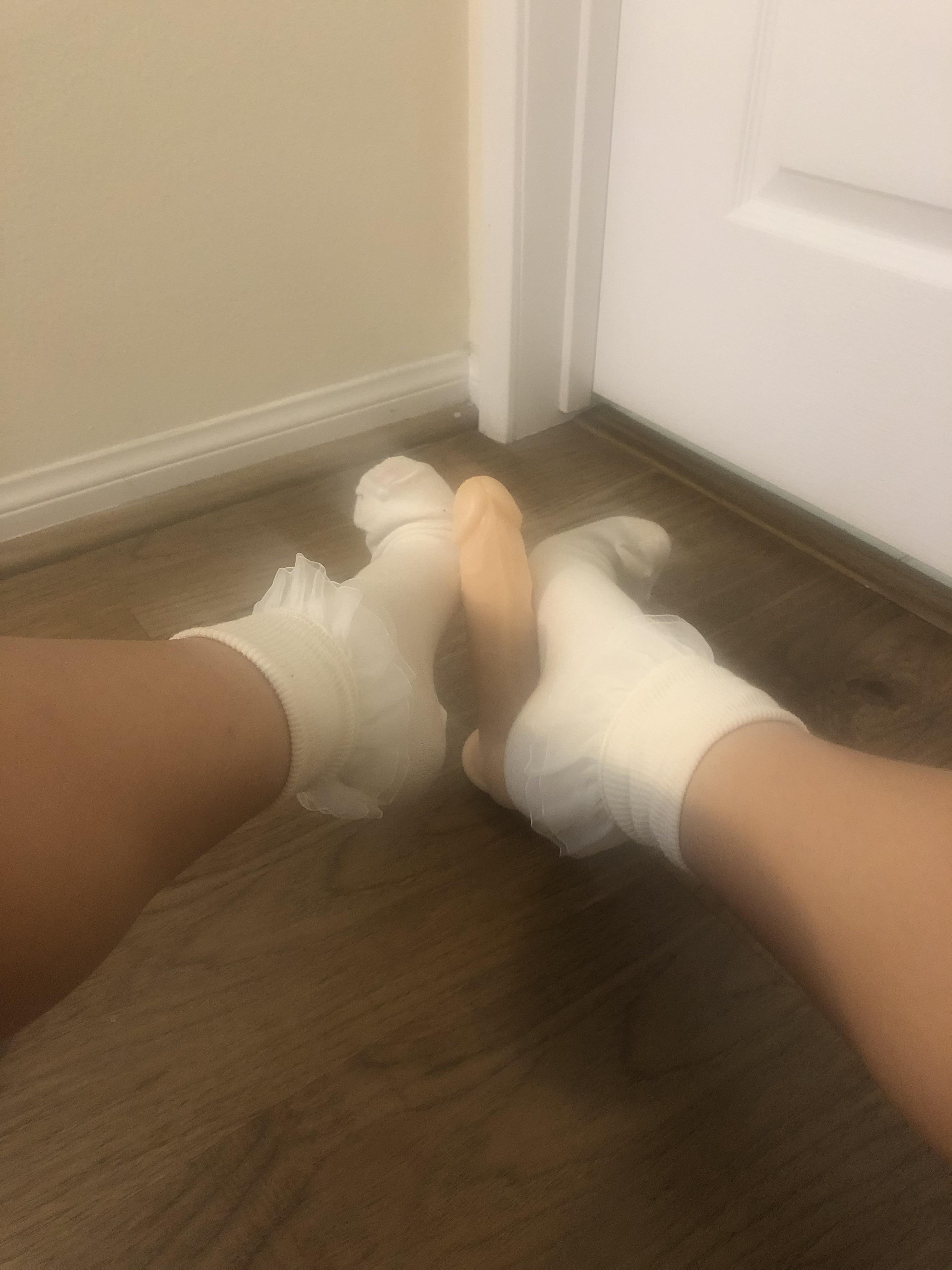 Who wants me to pump them dry? | Scrolller