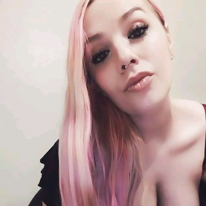 UPVOTE MY PICTURE AND DM ME FOR TRAINING AND TASK TONIGHT | Scrolller