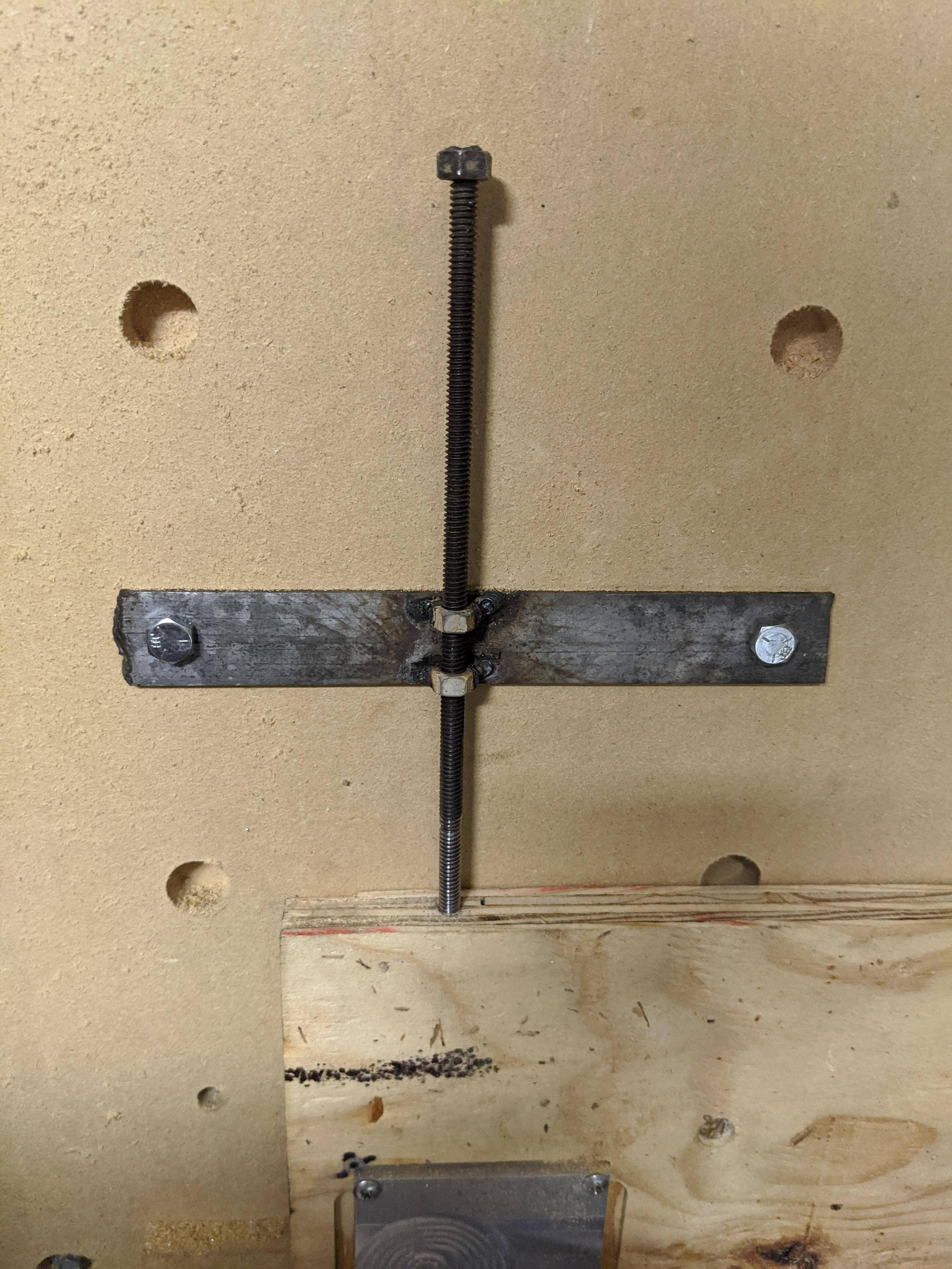 Idea for diy work holding | Scrolller