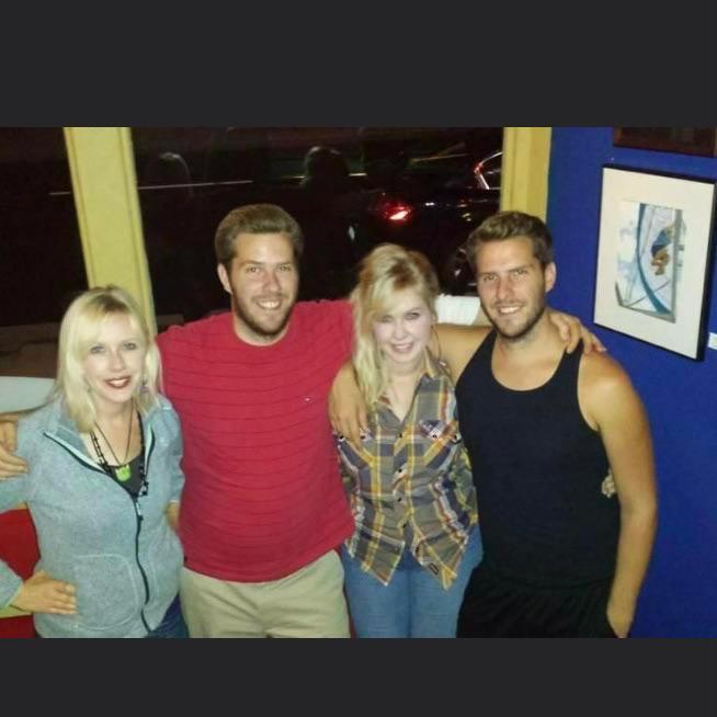 Identical twins brothers and sisters | Scrolller