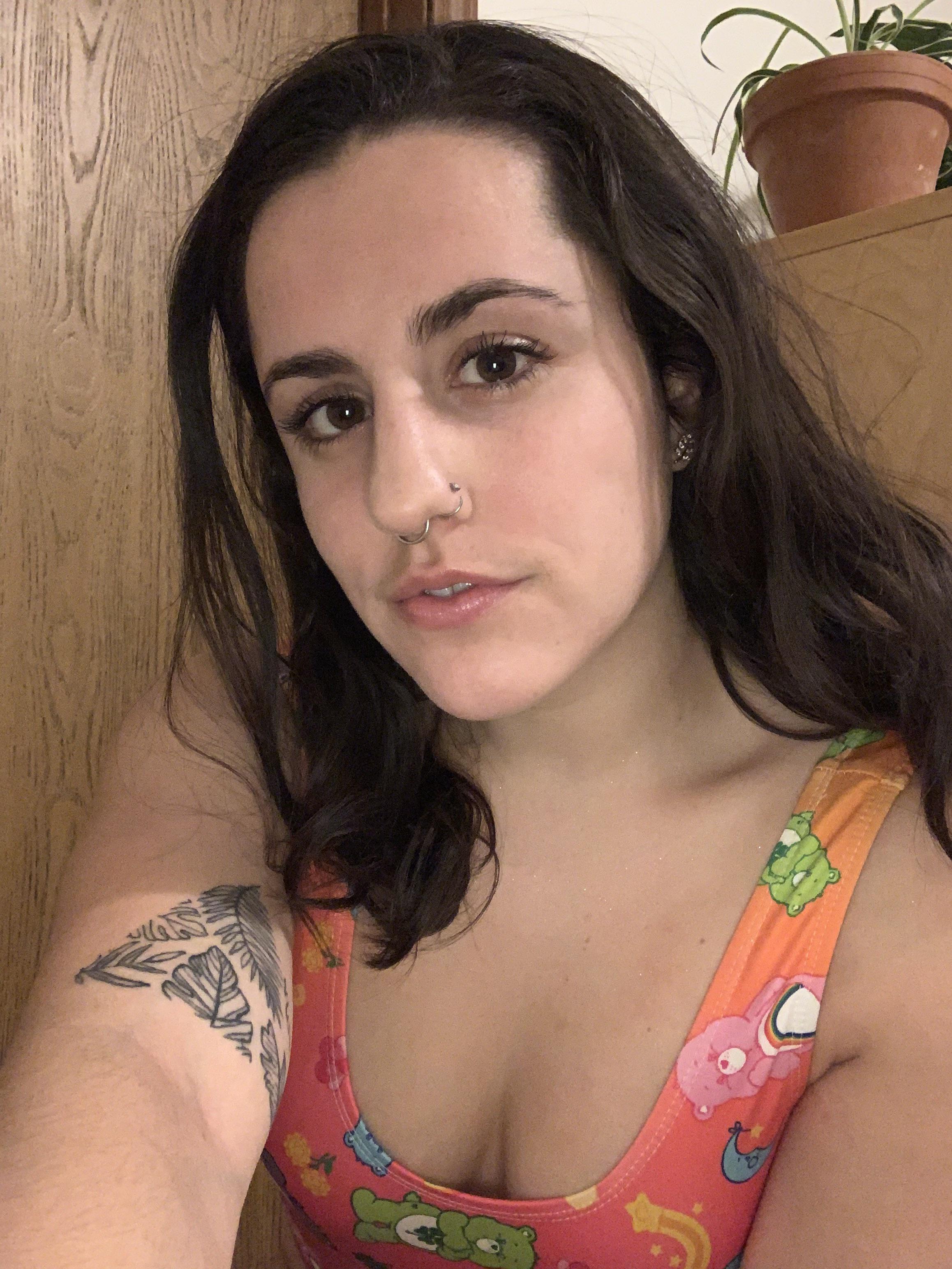 if i ask nicely will you cum on my face 👉🏼👈🏼 | Scrolller