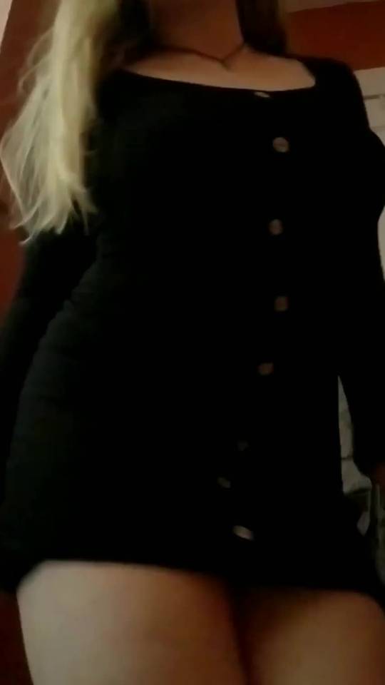 If I sit on it you have to promise not to pull out 😉 | Scrolller